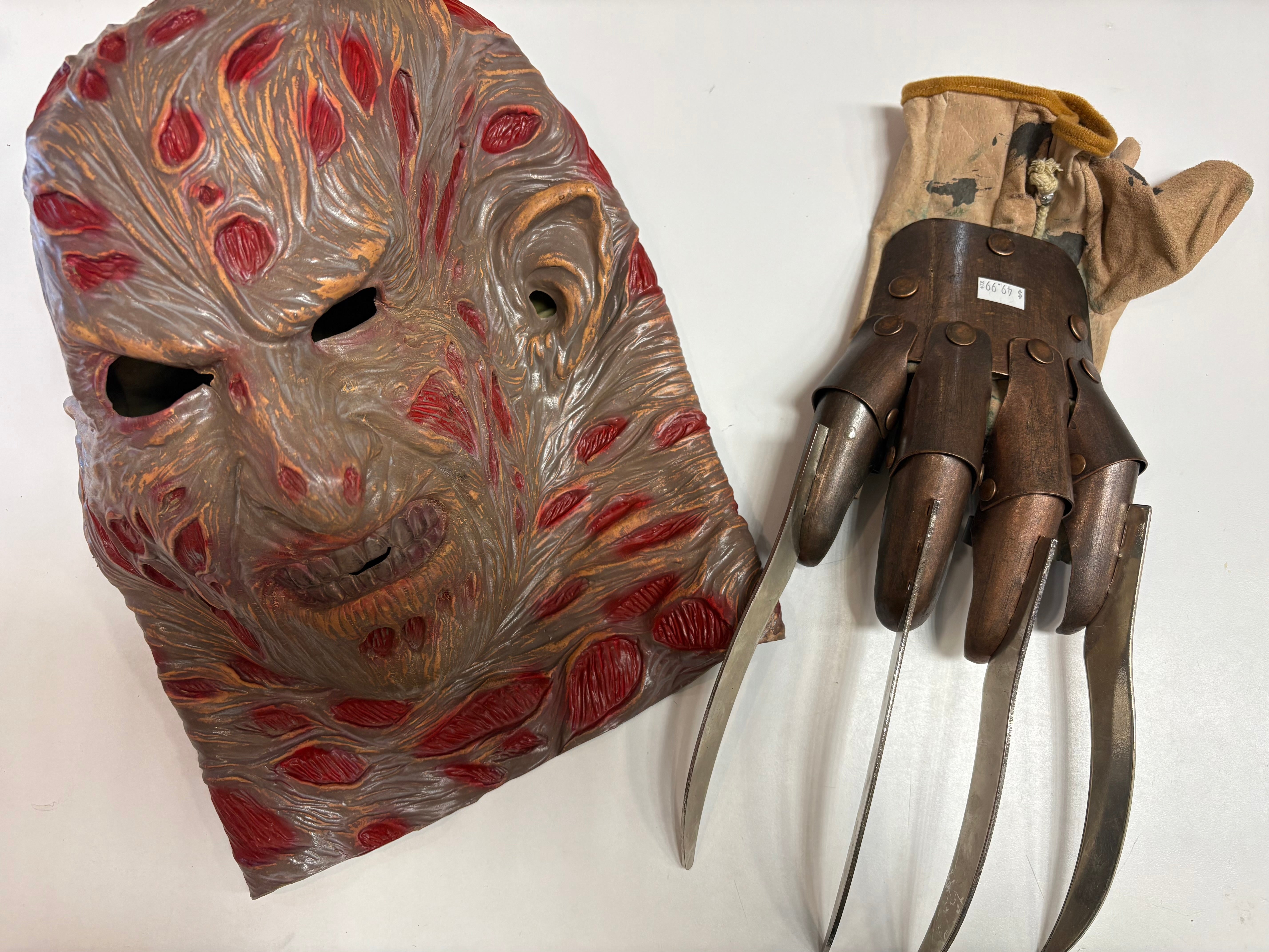 Rubie’s Costume Co. Freddy Kruger Mask and Glove – True Believers ...