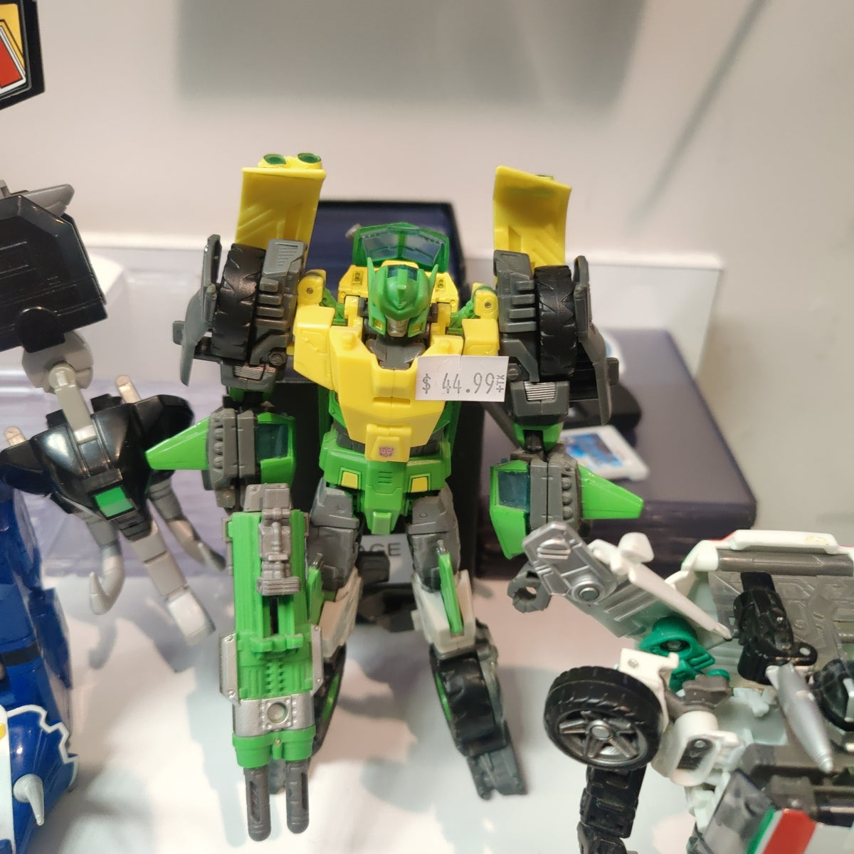 LOOSE Transformers Generations Thrilling 30 Voyager Class Springer ...