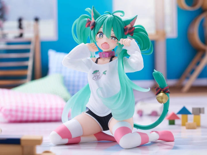 Taito Hatsune Miku Desktop Cute Sleepy Cat Version – True Believers ...